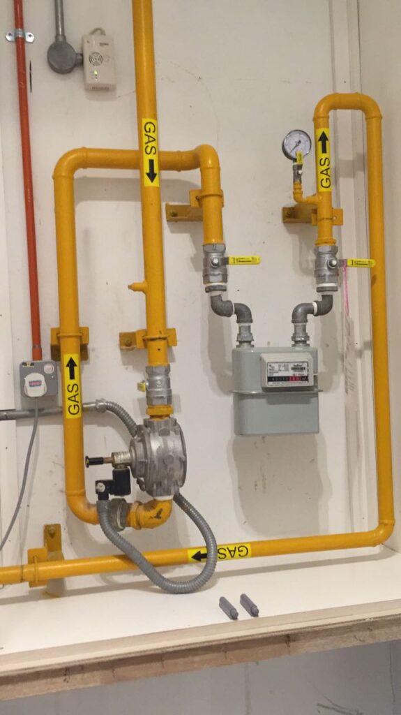 Montaj electrovalvă gaz senzor de gaz - Servicii Instalații ...